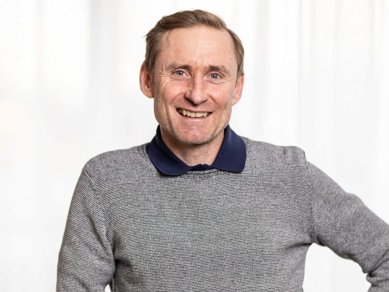 Kontakta oss - Proton